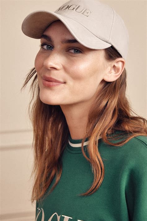 VOGUE Collection - Der Onlineshop von VOGUE Deutschland