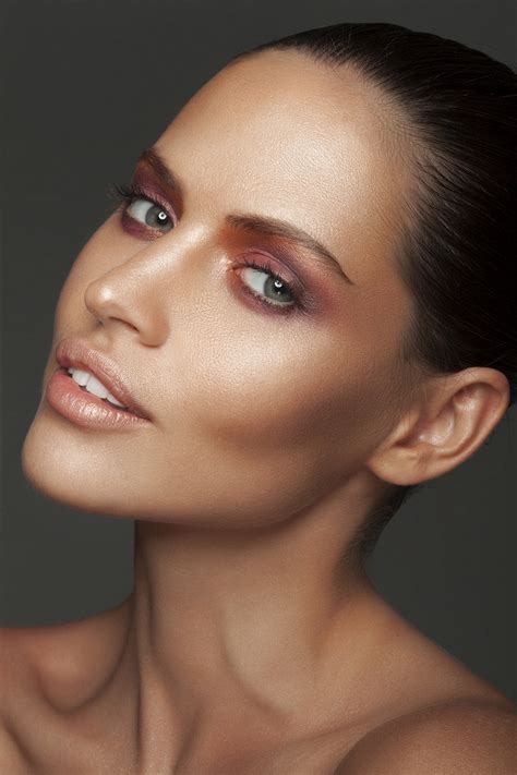 + HANNAH - BEAUTY + on Behance