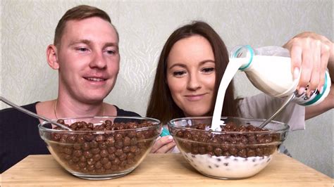 МУКБАНГ NESQUIK ШАРИКИ НЕСКВИК | MUKBANG NESQUIK BALLS NESQUIK - YouTube