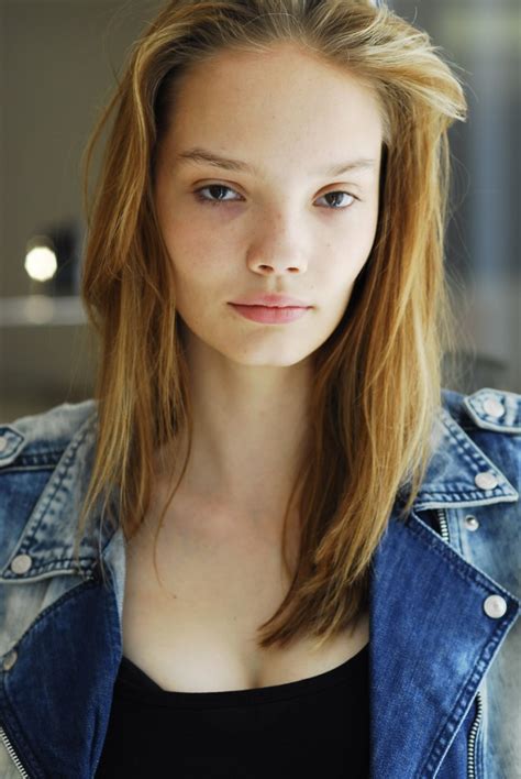 Anabelle – NEWfaces
