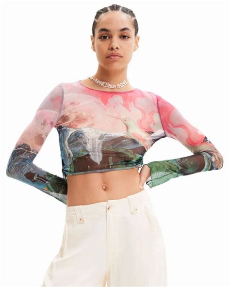 10 tops transparentes tendencia para tus ‘looks’ más explosivos