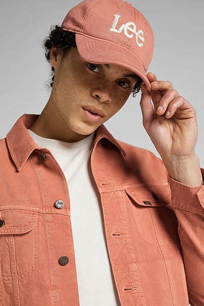 Купить бейсболку Lee Cap (LG42RYUK) в интернет-магазине JeansDean.ru