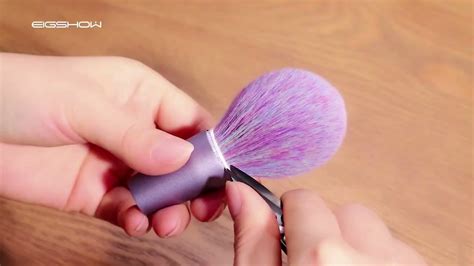 EIGSHOW BRUSHES - YouTube