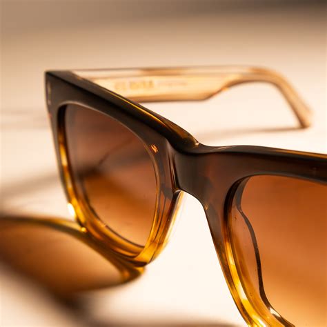 CLASINA | Tawny | Sunglasses