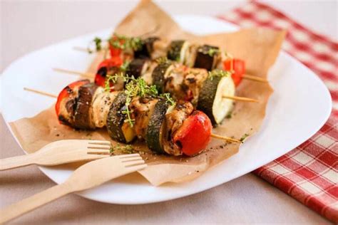 Мини-шашлычки «Рататуй с курицей» | Рецепты от Петелинки | Дзен