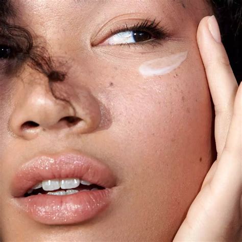 The 10 Best Korean Essences for Hydrated, Glowing Skin