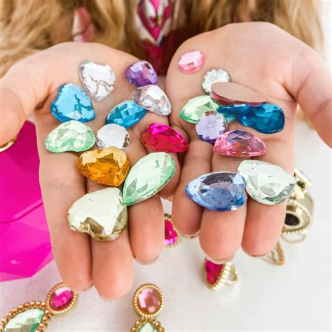 Discovering Jewel Secrets