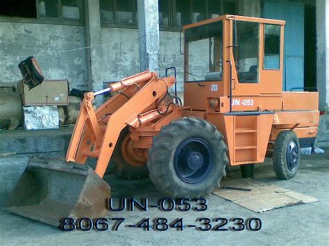 Фронтальный погрузчик UN-053 - продам.купити Фронтальный погрузчик UN ...