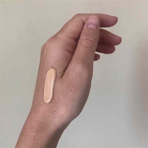 Reviewed: Supergoop's Glow Screen Is the SPF of My Dreams