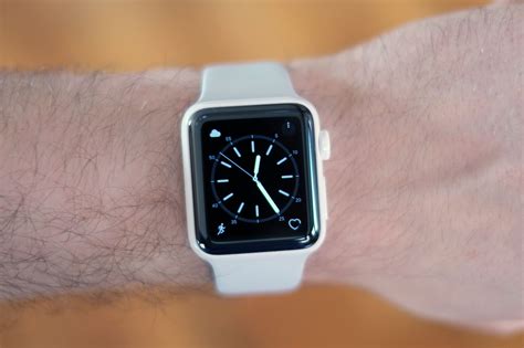 Hands-On: The White Ceramic Apple Watch Edition (And Some White Ceramic ...