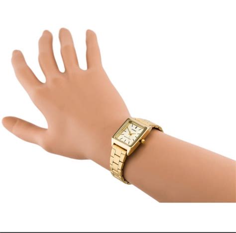 Casio LTP-V007G-9E Gold Tune Analog Watch, Women's Fashion, Watches ...