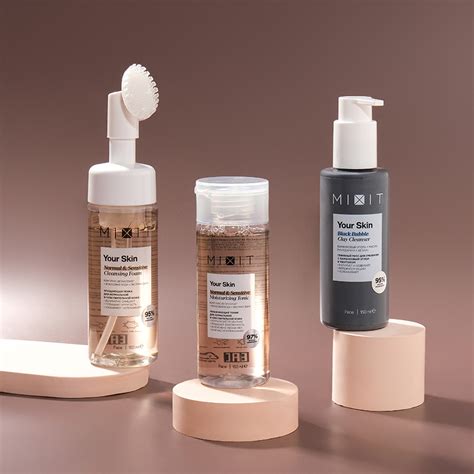 Мусс для умывания `MIXIT` YOUR SKIN глиняный с бамбуковым углем и ...
