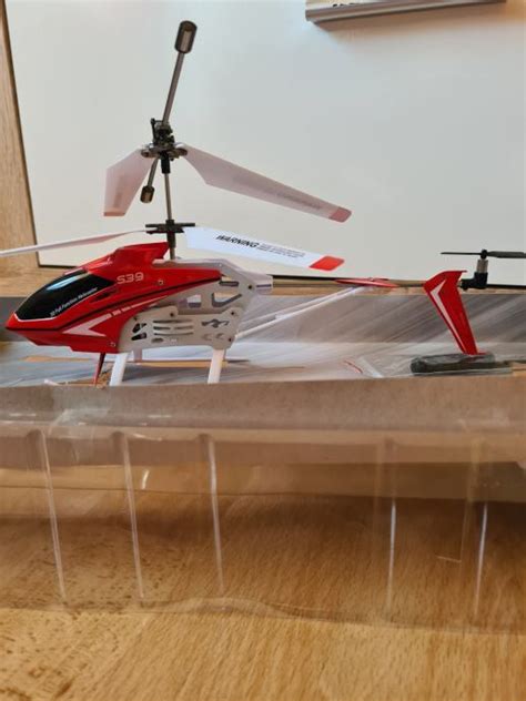 Daljinsko voden helikopter SYMA S39