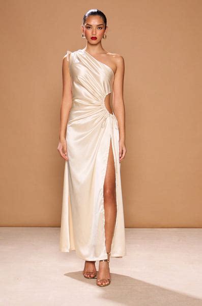 DRESS – SONYA