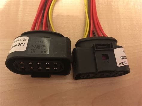 1J0973735 Разъем проводки разъем VAG | Запчасти на DRIVE2