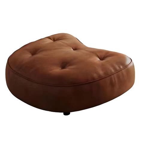 Пуф кожаный с каркасом из массива дерева Medieval Furniture по цене 86 ...
