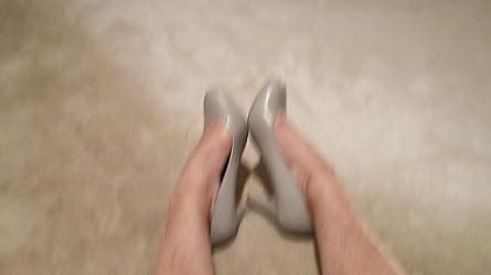 Amazon.com | Brinley Co. Womens Round Toe Patent Pumps Ivory, 10 ...