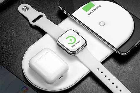 Baseus 3-in-1 Smart wireless charger can charge 3 Apple devices at the ...