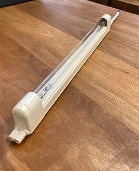 PHILIPS TUV UVC 8W T5 TUBE WITH OSRAM T5 BATTEN PLUS 8W FITTING AND ...