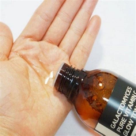 Some By Mi - Galactomyces Pure Vitamin C Glow toner - 200ml - Eshaistic.pk