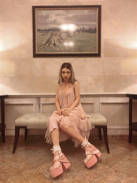 Pin by Tori Meadows on doll photoshoot | Fashion inspo outfits, Fashion ...
