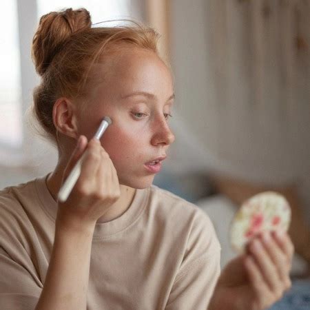 Как замаскировать прыщи на лице | Скрыть акне и проблемную кожи