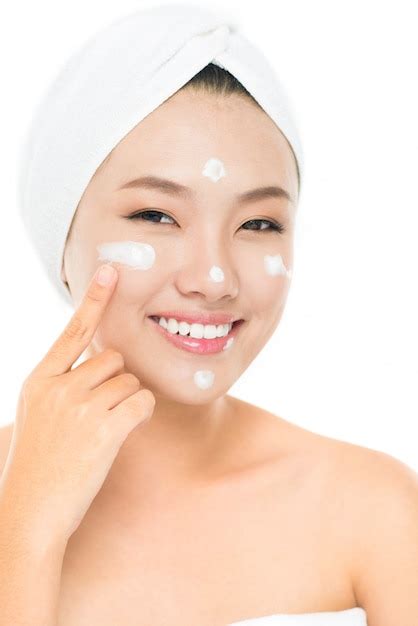 Premium Photo | Moisturizer