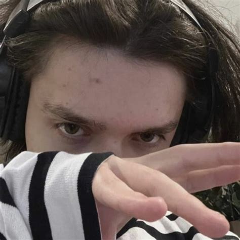 Stream zxcursed? - cvrsxdcrown by 07m30wm1las6ka | Listen online for ...