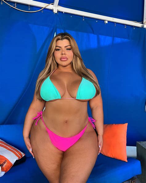 CurvyGirlTeam on Twitter: "📸 @jenbretty 💘 https://t.co/euORoBV4QO Lke ️ ...