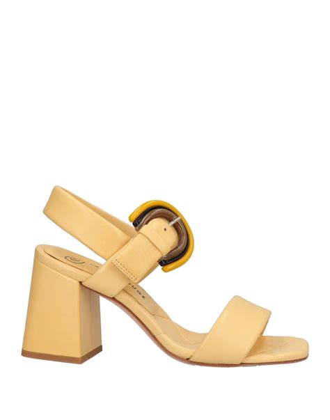 Pas De Rouge Sandals in Metallic | Lyst