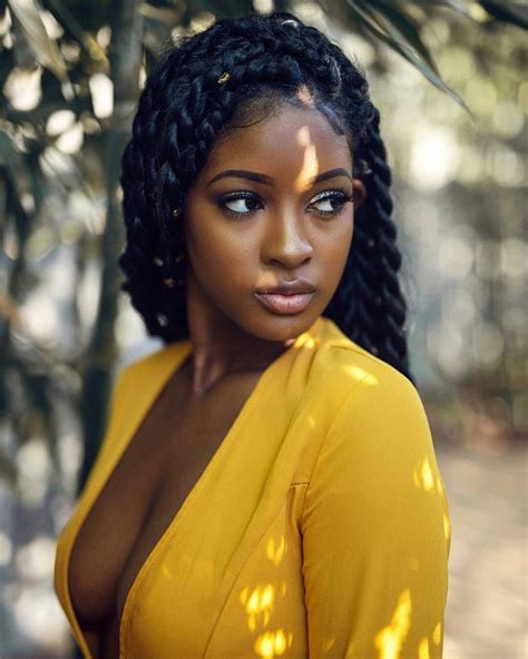 See this Instagram photo by @blackizfleek • 1,989 likes | Beautiful dark skin, Ebony beauty ...