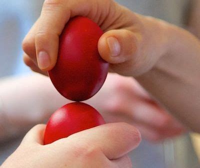 Break an Egg...Xronia pola...Kalo pasxa...Xreestos anestee
