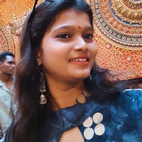 Shruti Wardhe (@wardhe_nutan_01) • Threads, Say more