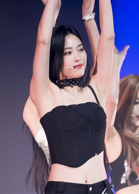 ITZY - Ryujin : r/KpopArmpit