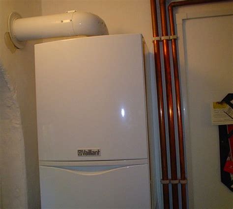 Vaillant turboTEC plus VU настенные газовые котлы одноконтурные