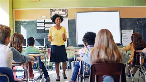 First Day Teaching Tips for First Time Teachers | Advancement Courses