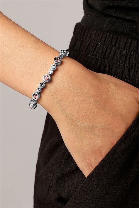 Dyrberg/Kern Classic Jewelery ( Unique ) - Official Store