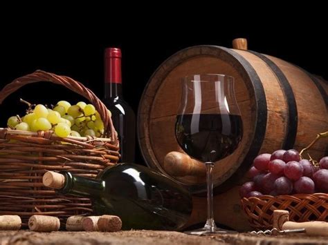 Pin by Анжелика Щедрина on Вино в бокале | Wine, Wine barrel, Wine bottle