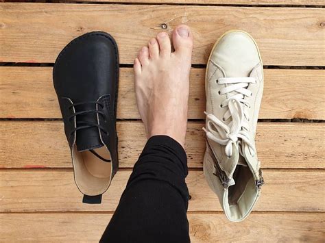 Barefoot vs. moderní obuv - Luks Barefoot | Barefoot boots, High ankle ...