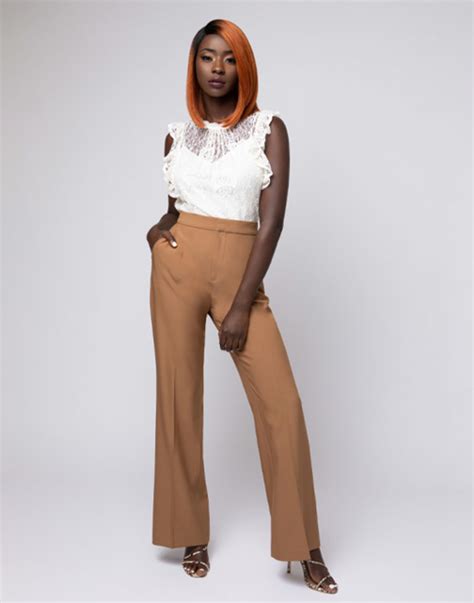 Feme Lace Wig - Teased Midi - Feme Limited - Feme - B2B - (www.feme.com)
