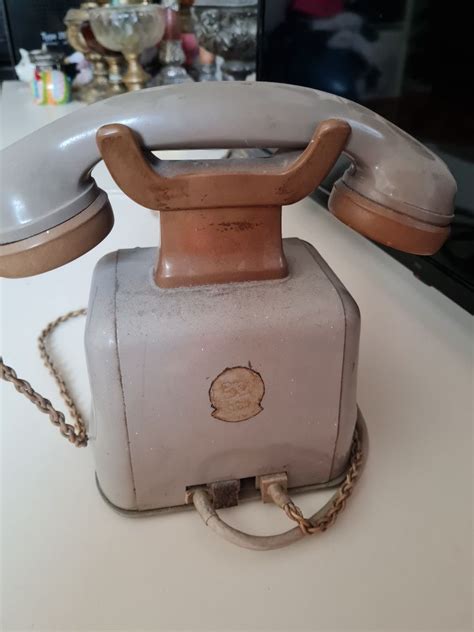Telefon WW2 metal Scurtesti • OLX.ro