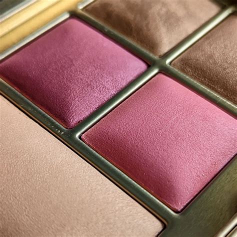 Лимитированная палетка Hourglass Ambient Lighting Edit limited-edition ...