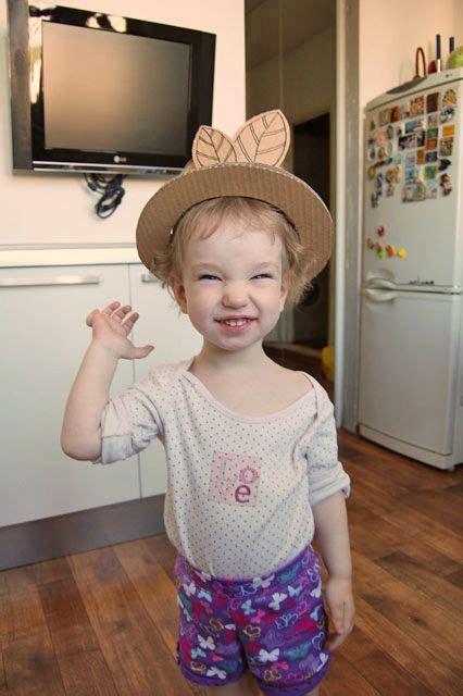 make an adorable cardboard hat! | Ребенок, Объемные буквы, Картонные ...