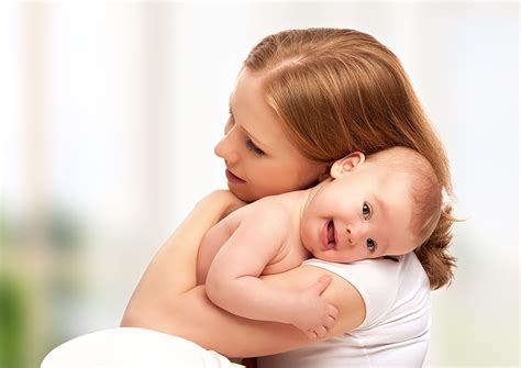 La Festa della Mamma, dall'antica Grecia ad oggi - Vesuvio Live