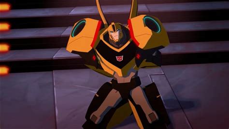 Pin by Courtney ♡ on Transformers RID | Transformers bumblebee ...