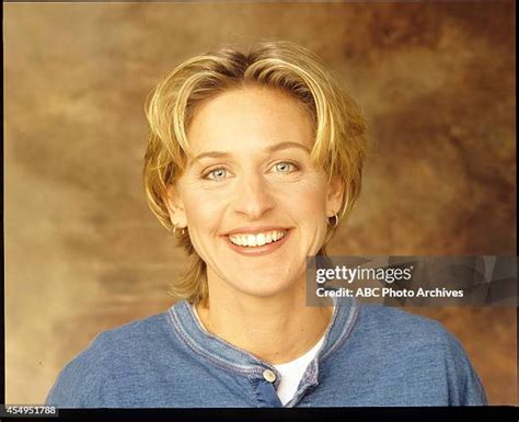 520 Ellen Ellen Degeneres Gallery Stock Photos, High-Res Pictures, and ...