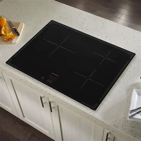 Bếp từ 3 vùng nấu lắp âm Bosch PUC61KAA5E Bảo hành chính hãng
