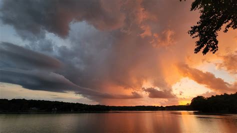 Crystal Pond CT