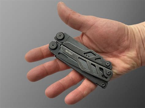 NEXTOOL Flagship Pro – das schwarze Multitool – Spartanat Shop