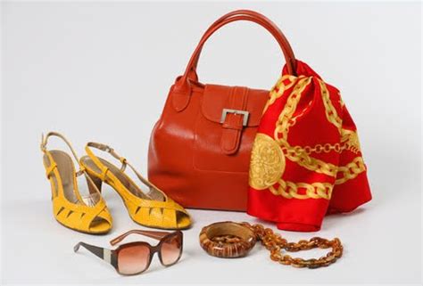 don't forget the accessories... - Styling Fabulous